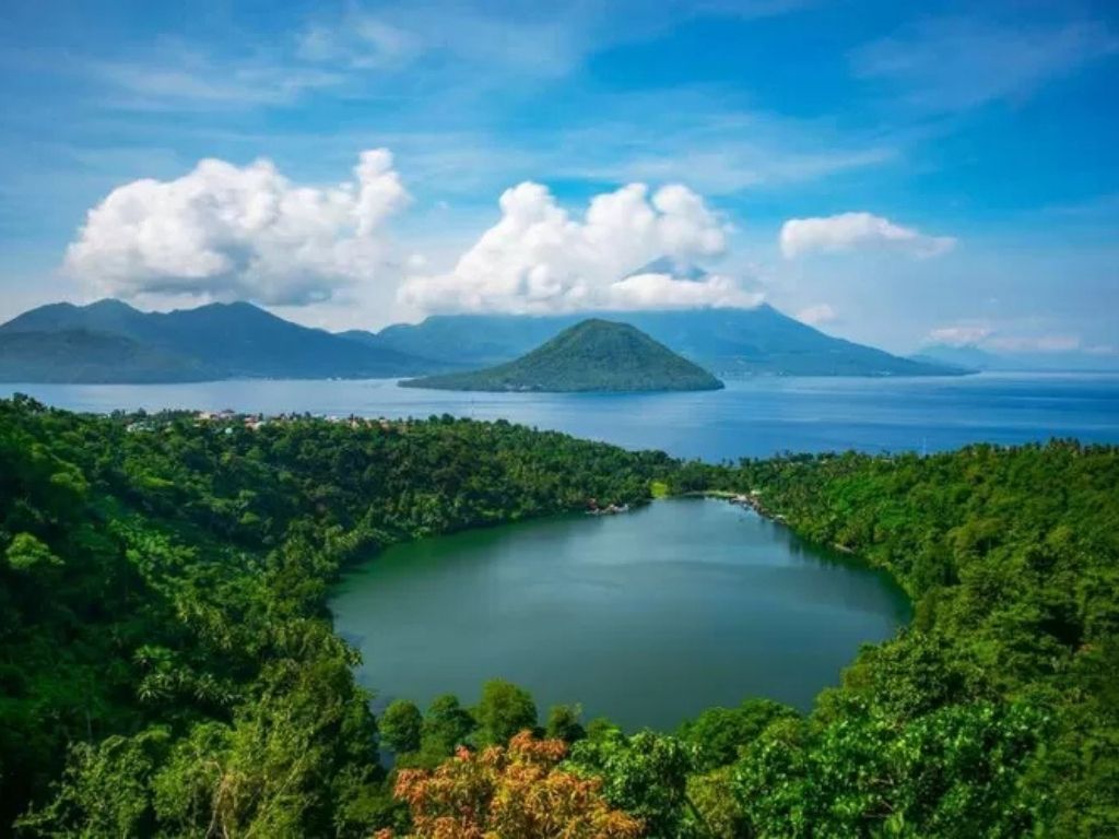 Moluccas Island Tagalog