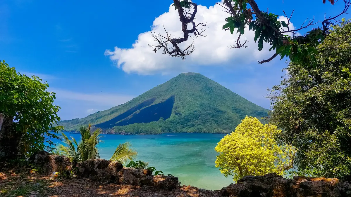 10 Remote Islands in Indonesia to Visit Before the Crowds